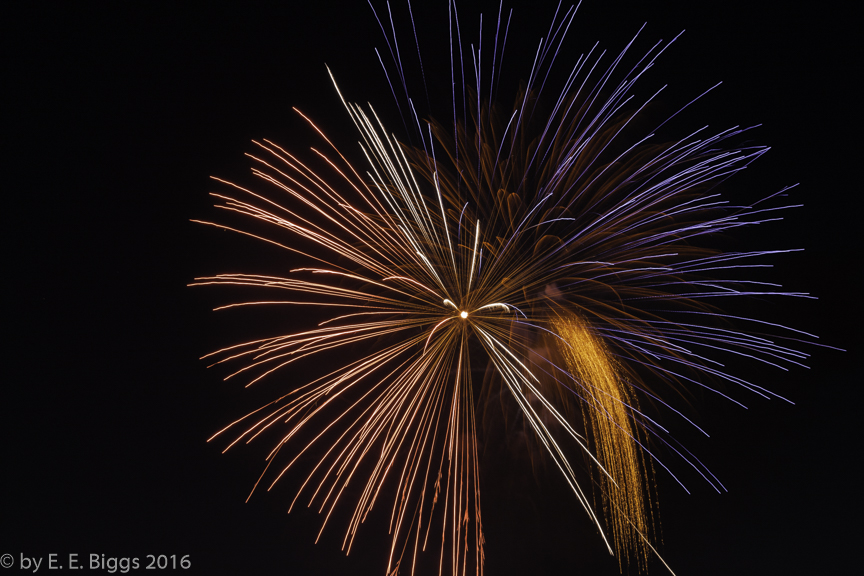 Take any cool 4th of July fireworks photos. Post h... - Canon Community