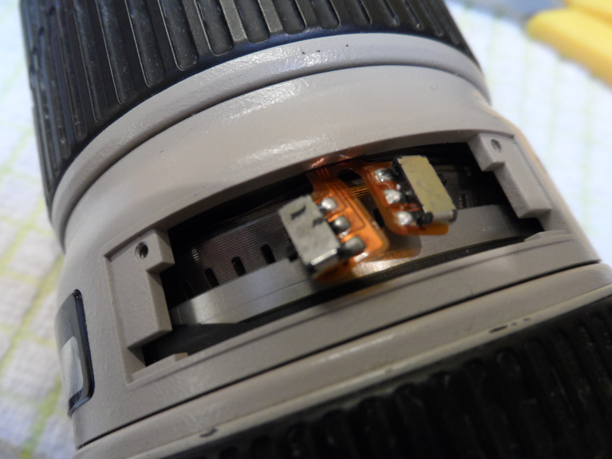 Solved: canon 70-200mm F4 L USM switch replacement - Canon Community