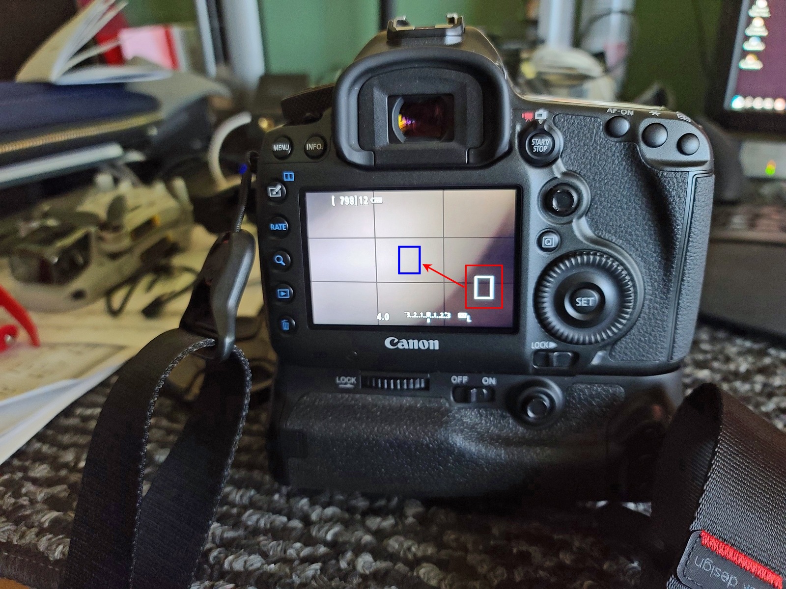 Solved: Focus square is no longer in center in Live View o... - Canon ...