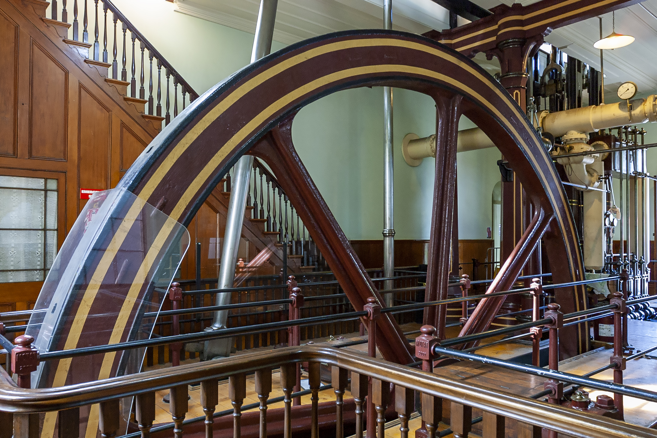 A Golden Goodie Blast from the Past : The Canon D3... - Canon Community