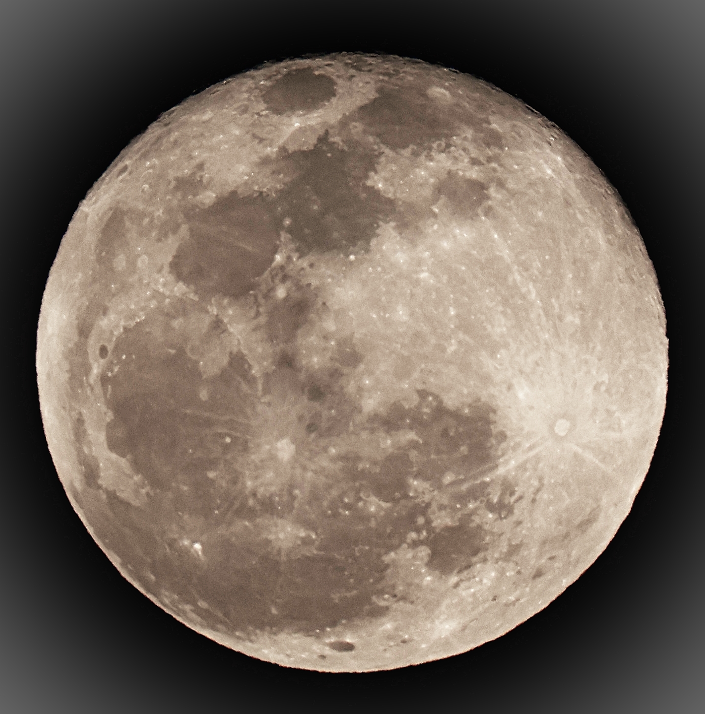 Full Moon 3-25-24. Canon R6 with Telephoto 100 to ... - Canon Community