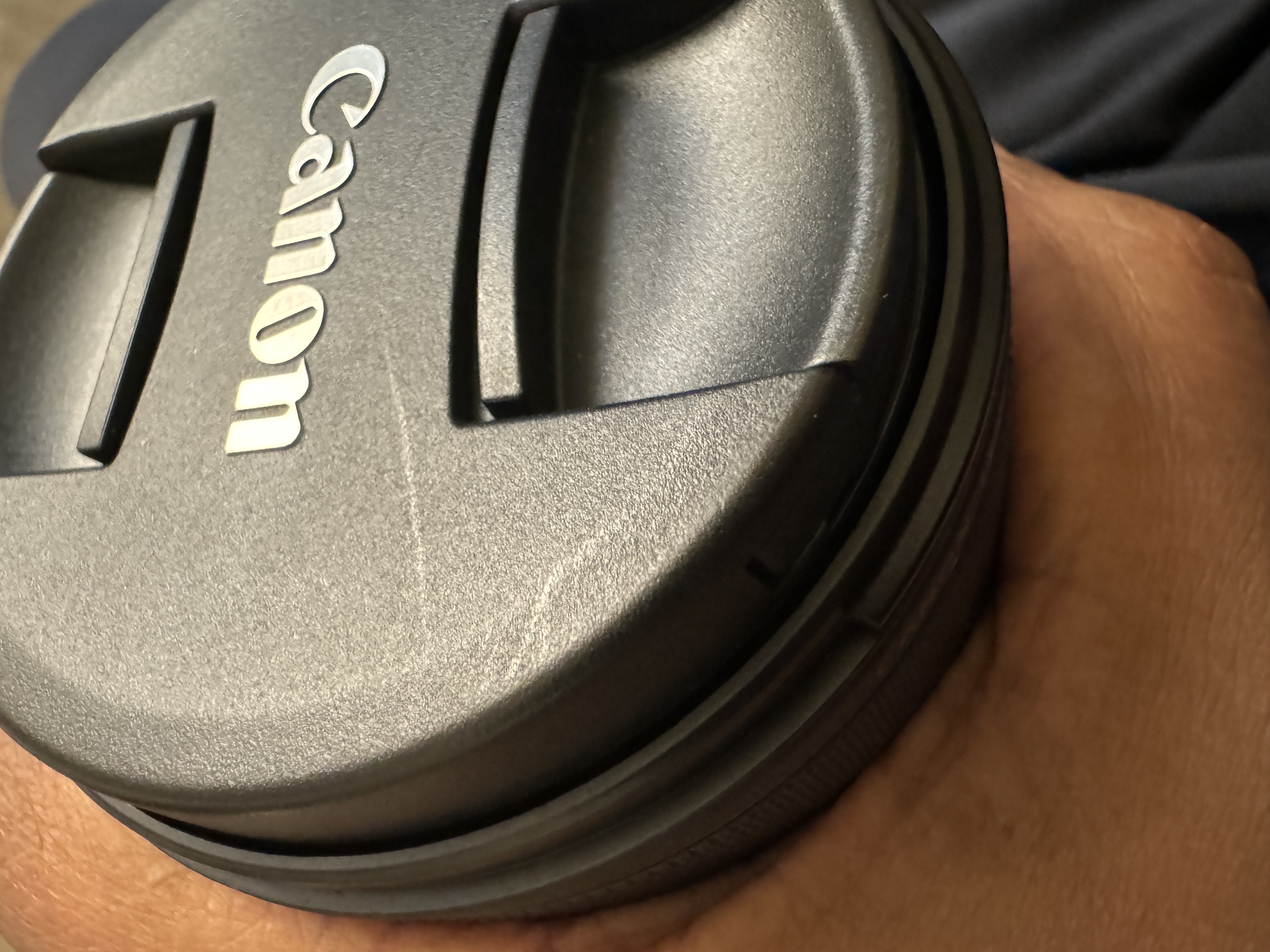 Canon refurbished lens looks used - Canon Community