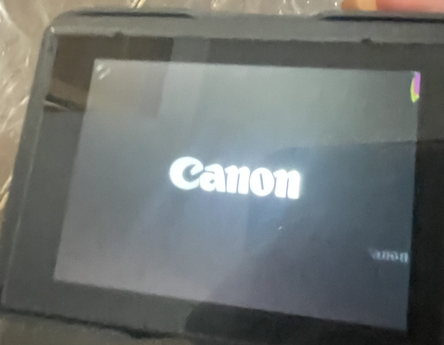 PowerShot G7 X Mark II Purple/yellow color on side... - Canon Community