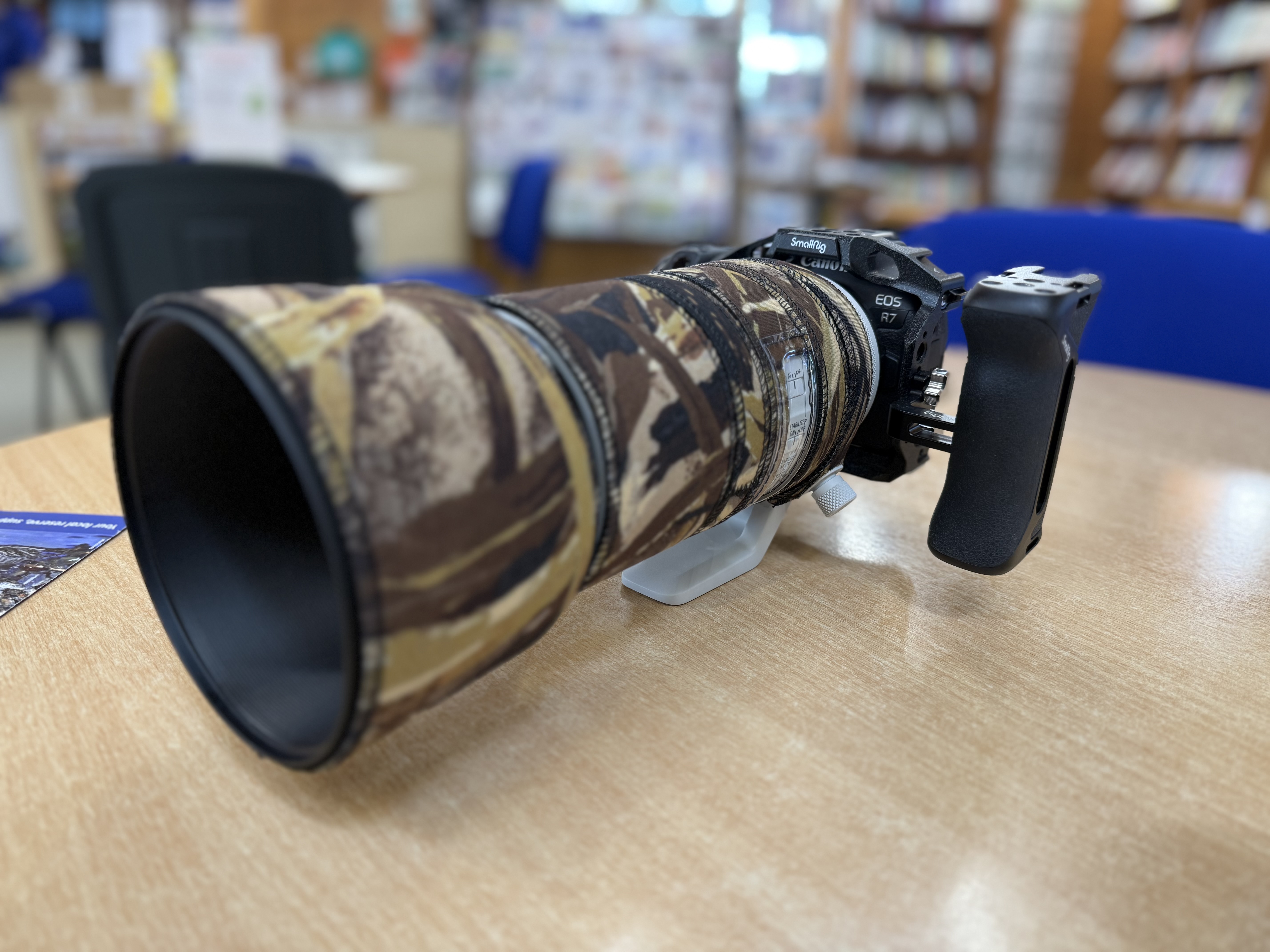 EOS R7 Battery Grip Availability - Canon Community