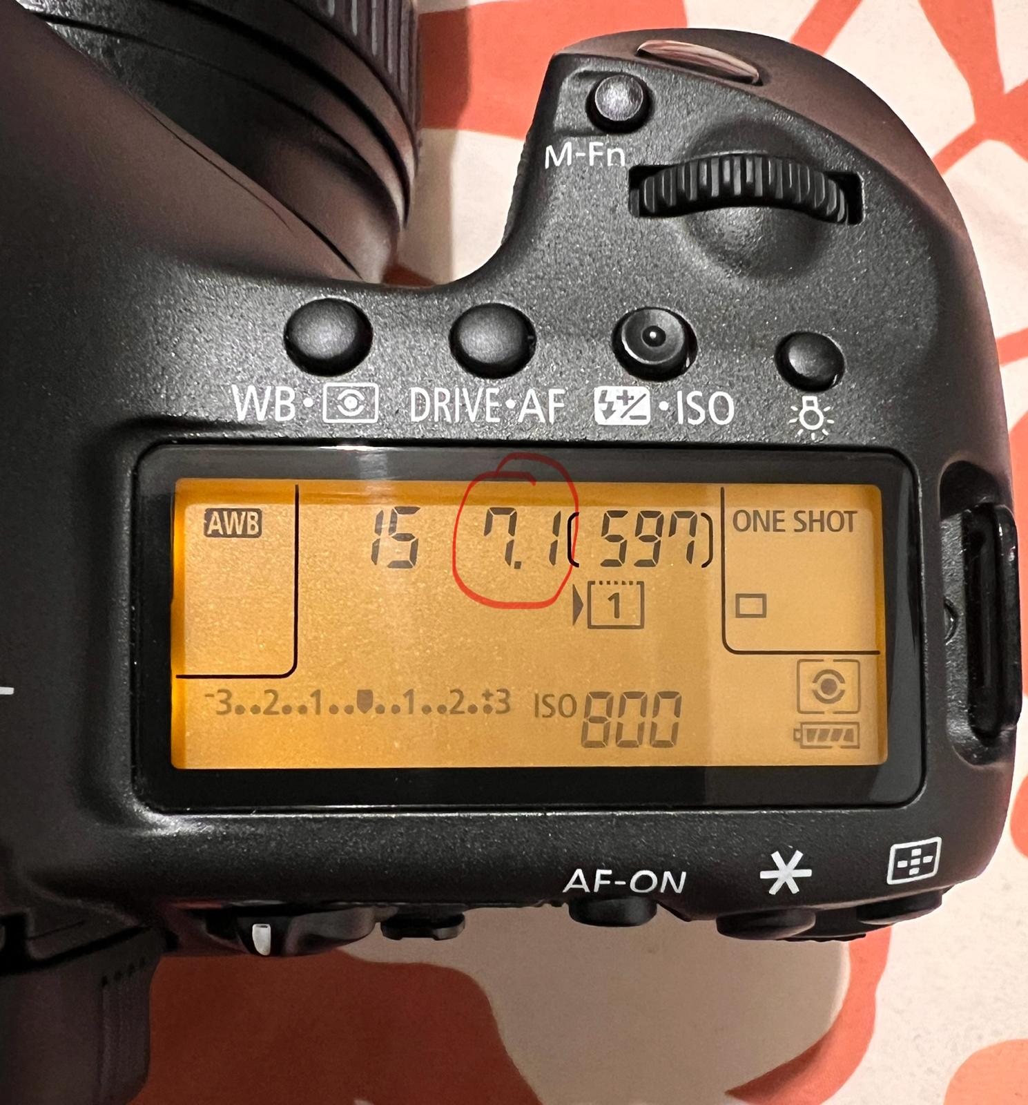 Solved: Canon 5DSR Viewfinder issue, Please help! - Canon Community