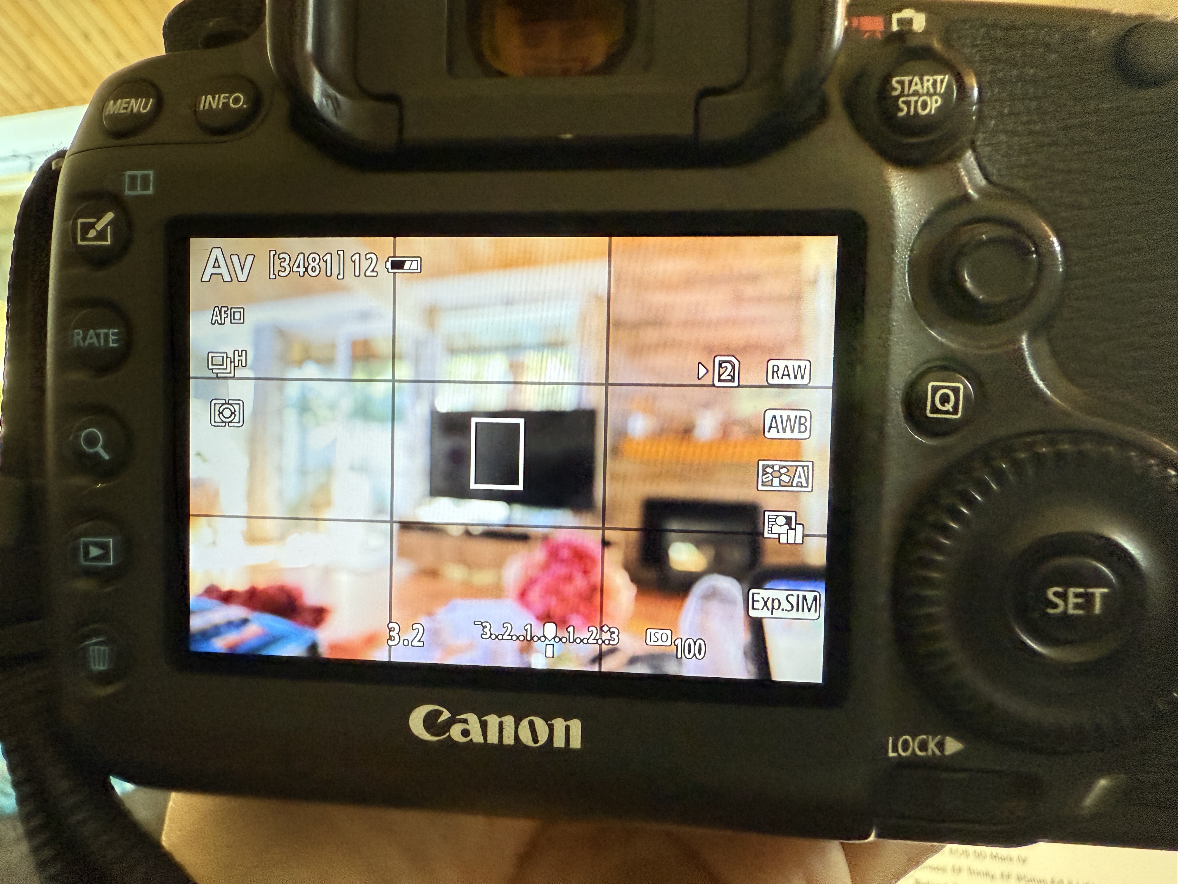 EF 24-70mm F2.8 USM L Lense auto focus not working - Canon Community